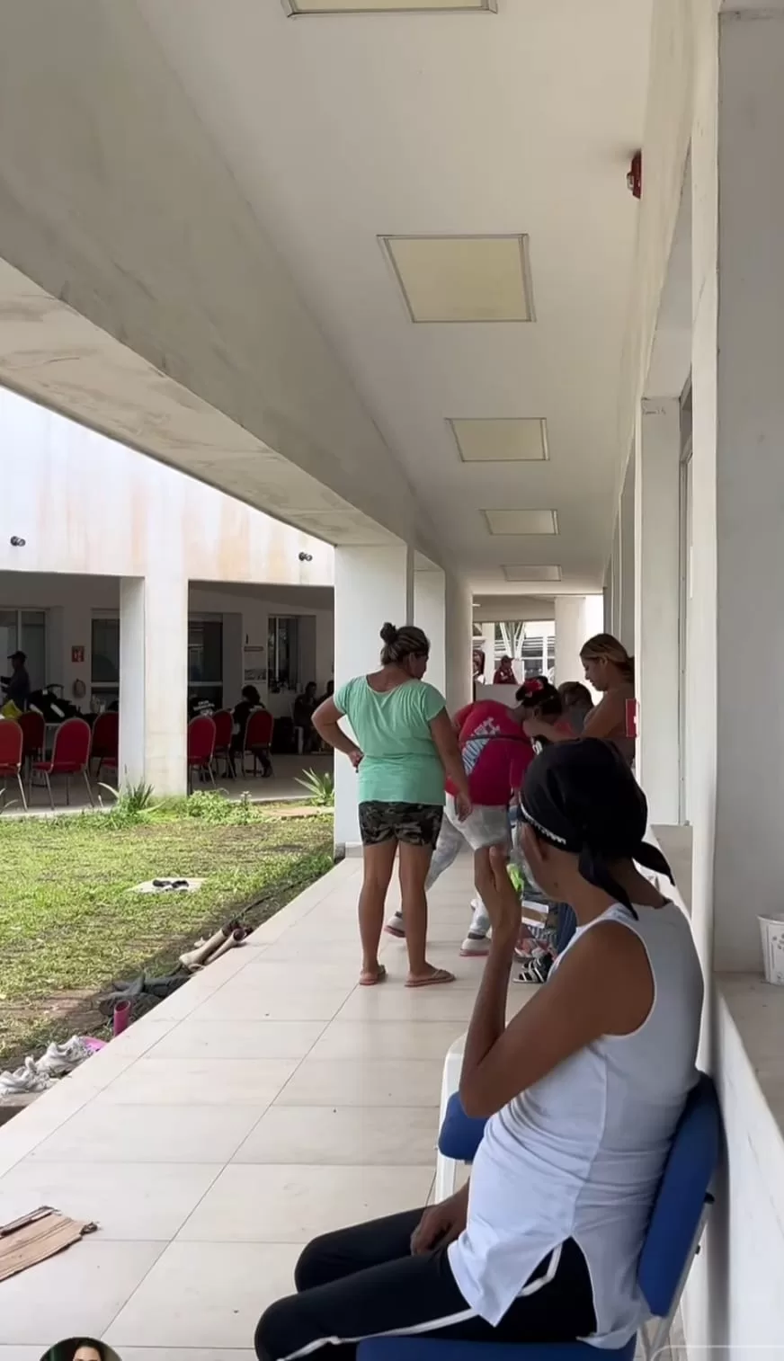 De manera importante baja el nivel del agua encharcada en la Moscú de ...